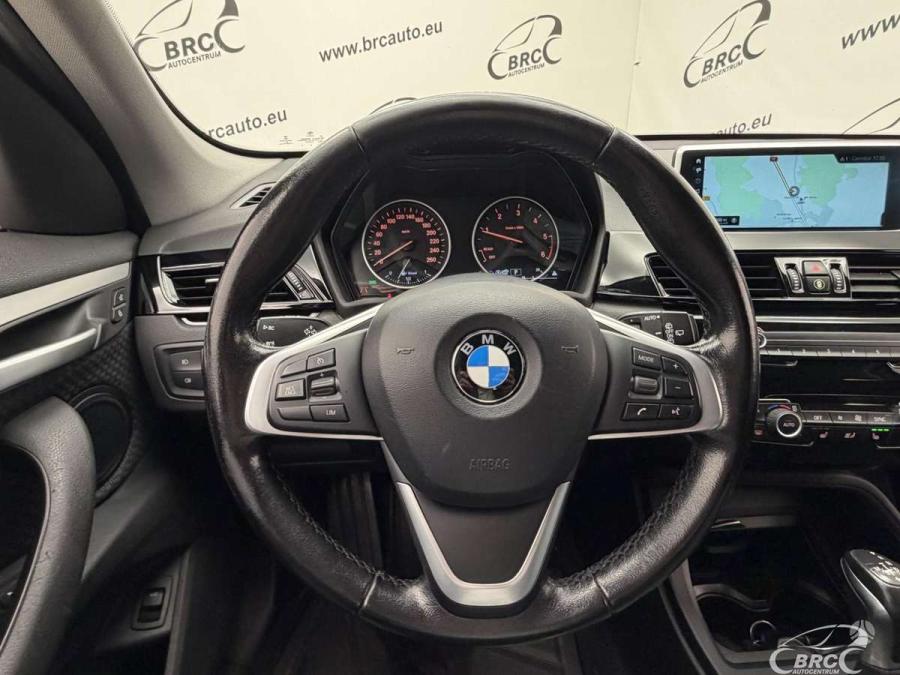 Grey BMW X1 2017 in Vilnius, with an engine capacity of 2.00 L and mileage of 280 thousand km for 12900 €, photo 27 on AUTOMOTO.COM.LV