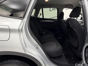 Pelēks BMW X1 2017 Avižieniai, ar dzinēja tilpumu 2.00 L un nobraukumu 280 tūkst. km par 12900 €, foto 9 vietnē AUTOMOTO.COM.LV