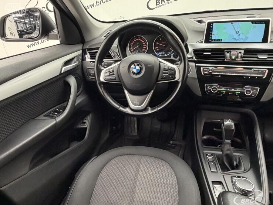 Pelēks BMW X1 2017 Avižieniai, ar dzinēja tilpumu 2.00 L un nobraukumu 280 tūkst. km par 12900 €, foto 13 vietnē AUTOMOTO.COM.LV