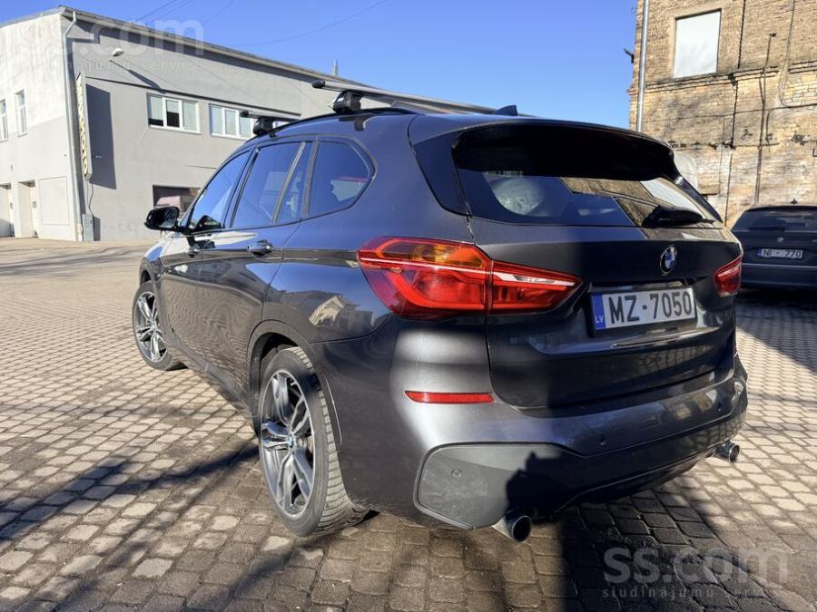 Grey BMW X1 2017 in Riga, with an engine capacity of 2.00 L and mileage of 217 thousand km for 17000 €, photo 7 on AUTOMOTO.COM.LV