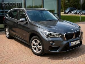 Grey BMW X1 2017 in Riga, with an engine capacity of 2.00 L and mileage of 239 thousand km for 13395 €, photo 3 on AUTOMOTO.COM.LV
