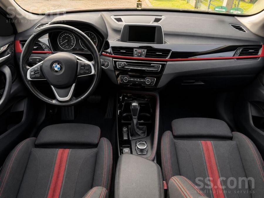 Grey BMW X1 2017 in Riga, with an engine capacity of 2.00 L and mileage of 239 thousand km for 13395 €, photo 8 on AUTOMOTO.COM.LV
