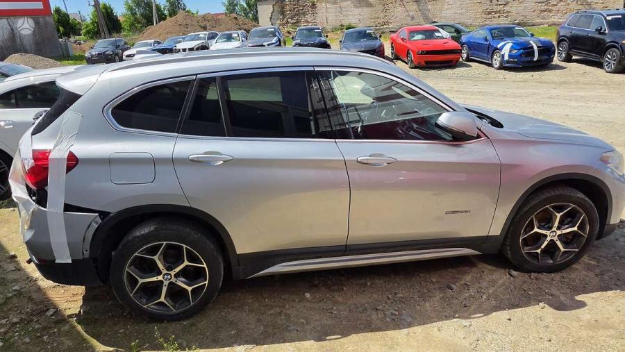 Pelēks BMW X1 2017 Šauļi, ar dzinēja tilpumu 2.00 L un nobraukumu 178 tūkst. km par 9990 €, foto 15 vietnē AUTOMOTO.COM.LV