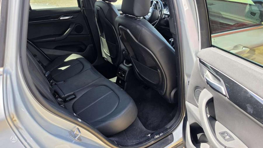 Pelēks BMW X1 2017 Šauļi, ar dzinēja tilpumu 2.00 L un nobraukumu 178 tūkst. km par 9990 €, foto 20 vietnē AUTOMOTO.COM.LV