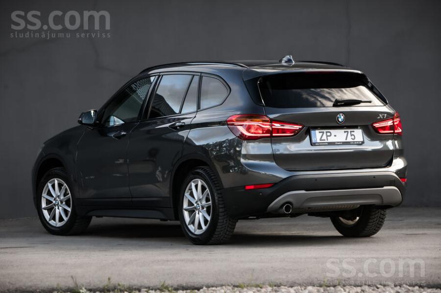 Grey BMW X1 2017 in Jelgava, with an engine capacity of 2.00 L and mileage of 195 thousand km for 14600 €, photo 7 on AUTOMOTO.COM.LV