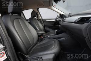 Grey BMW X1 2017 in Jelgava, with an engine capacity of 2.00 L and mileage of 195 thousand km for 14600 €, photo 14 on AUTOMOTO.COM.LV