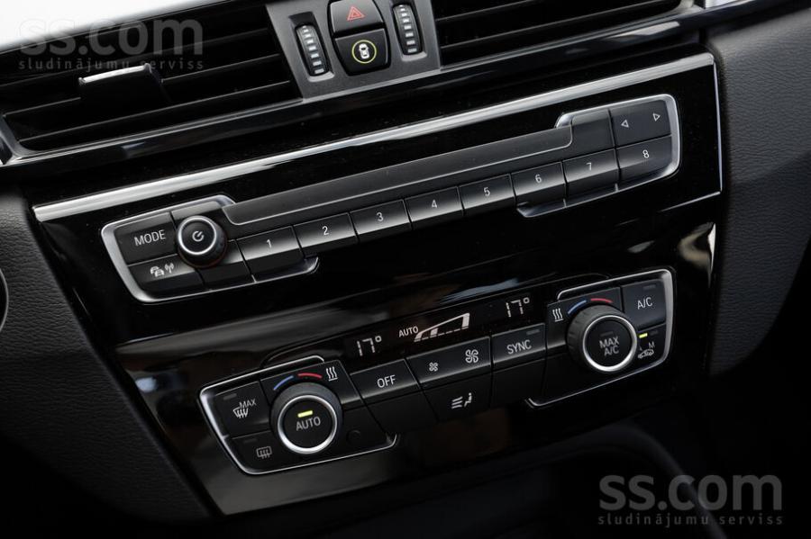 Grey BMW X1 2017 in Jelgava, with an engine capacity of 2.00 L and mileage of 195 thousand km for 14600 €, photo 17 on AUTOMOTO.COM.LV