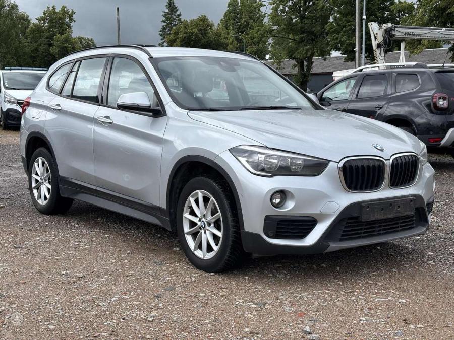 Pelēks BMW X1 2017 Tauragė, ar dzinēja tilpumu 1.50 L un nobraukumu 230 tūkst. km par 8950 €, foto 3 vietnē AUTOMOTO.COM.LV