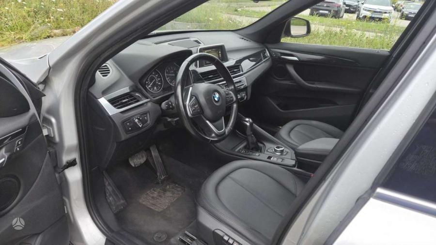 Grey BMW X1 2017 in Klaipeda, with an engine capacity of 2.00 L and mileage of 164 thousand km for 12999 €, photo 20 on AUTOMOTO.COM.LV