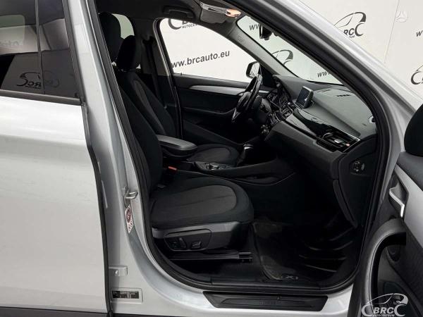 Grey BMW X1 2017 in Vilnius, with an engine capacity of 2.00 L and mileage of 280 thousand km for 10200 €, photo 5 on AUTOMOTO.COM.LV