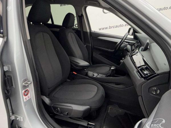 Grey BMW X1 2017 in Vilnius, with an engine capacity of 2.00 L and mileage of 280 thousand km for 10200 €, photo 8 on AUTOMOTO.COM.LV