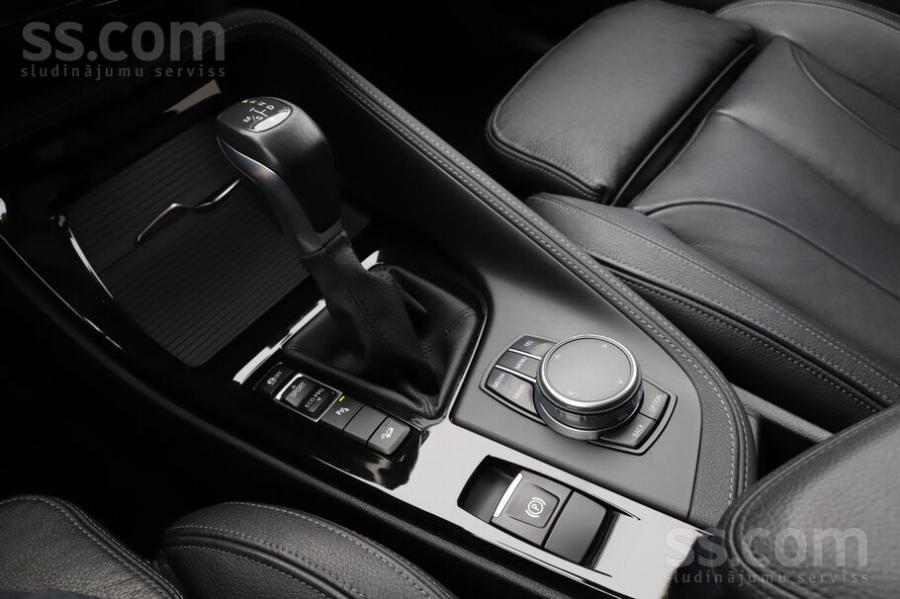 Pelēks BMW X1 2017 Tukums, ar dzinēja tilpumu 2.00 L un nobraukumu 149 tūkst. km par 15900 €, foto 14 vietnē AUTOMOTO.COM.LV