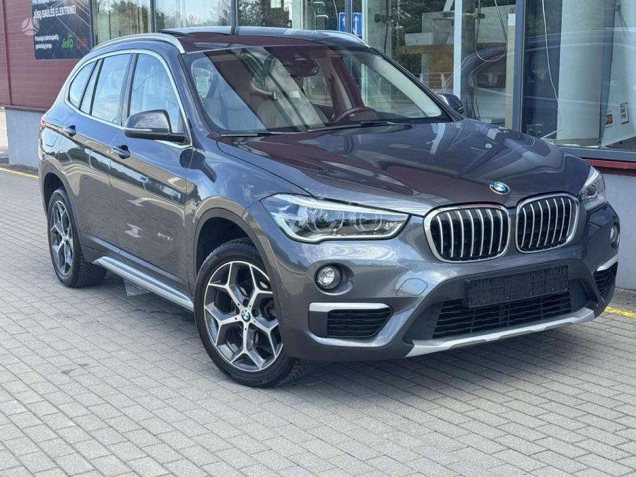 Pelēks BMW X1 2017 Utena, ar dzinēja tilpumu 2.00 L un nobraukumu 290 tūkst. km par 10350 €, foto 3 vietnē AUTOMOTO.COM.LV