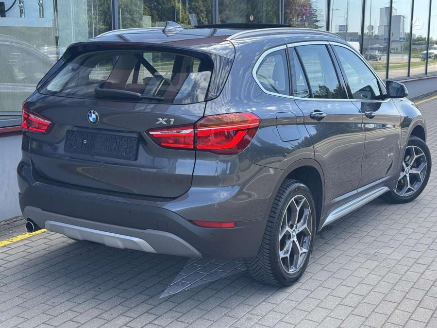 Pelēks BMW X1 2017 Utena, ar dzinēja tilpumu 2.00 L un nobraukumu 290 tūkst. km par 10350 €, foto 9 vietnē AUTOMOTO.COM.LV
