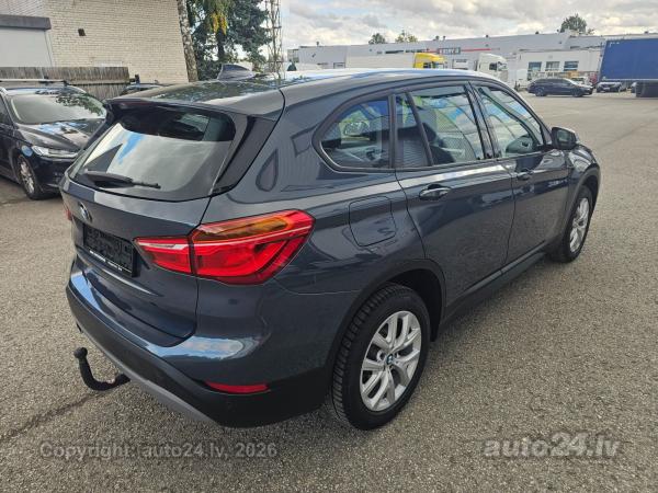 Grey BMW X1 2017 in Tartu, with an engine capacity of 2.00 L and mileage of 299 thousand km for 9990 €, photo 6 on AUTOMOTO.COM.LV