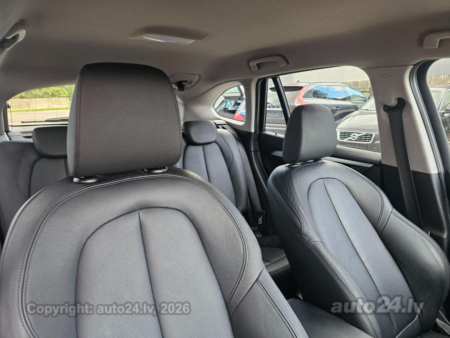 Pelēks BMW X1 2017 Tartu, ar dzinēja tilpumu 2.00 L un nobraukumu 299 tūkst. km par 9990 €, foto 15 vietnē AUTOMOTO.COM.LV