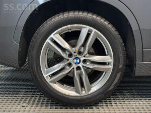 Pelēks BMW X1 2018 Rīga, ar dzinēja tilpumu 1.50 L un nobraukumu 159 tūkst. km par 19100 €, foto 22 vietnē AUTOMOTO.COM.LV