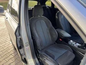 Grey BMW X1 2018 in Vilnius, with an engine capacity of 2.00 L and mileage of 260 thousand km for 13250 €, photo 11 on AUTOMOTO.COM.LV