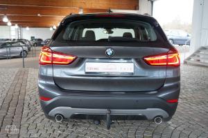 Grey BMW X1 2018 in Kaunas, with an engine capacity of 2.00 L and mileage of 59 thousand km for 26510 €, photo 4 on AUTOMOTO.COM.LV