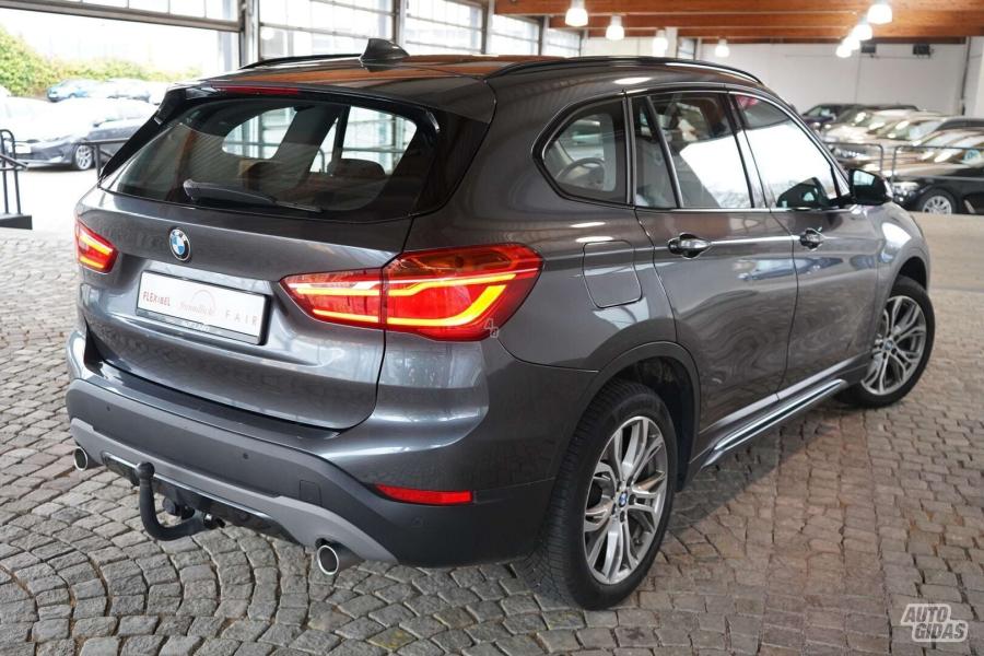 Grey BMW X1 2018 in Kaunas, with an engine capacity of 2.00 L and mileage of 59 thousand km for 26510 €, photo 5 on AUTOMOTO.COM.LV