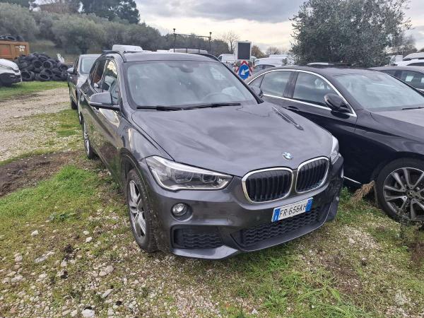 Grey BMW X1 2018 in Kaunas, with an engine capacity of 2.00 L and mileage of 171 thousand km for 11700 €, photo 5 on AUTOMOTO.COM.LV