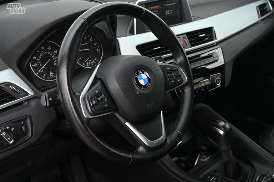 Pelēks BMW X1 2018 Kretinga, ar dzinēja tilpumu 2.00 L un nobraukumu 90 tūkst. km par 16999 €, foto 21 vietnē AUTOMOTO.COM.LV