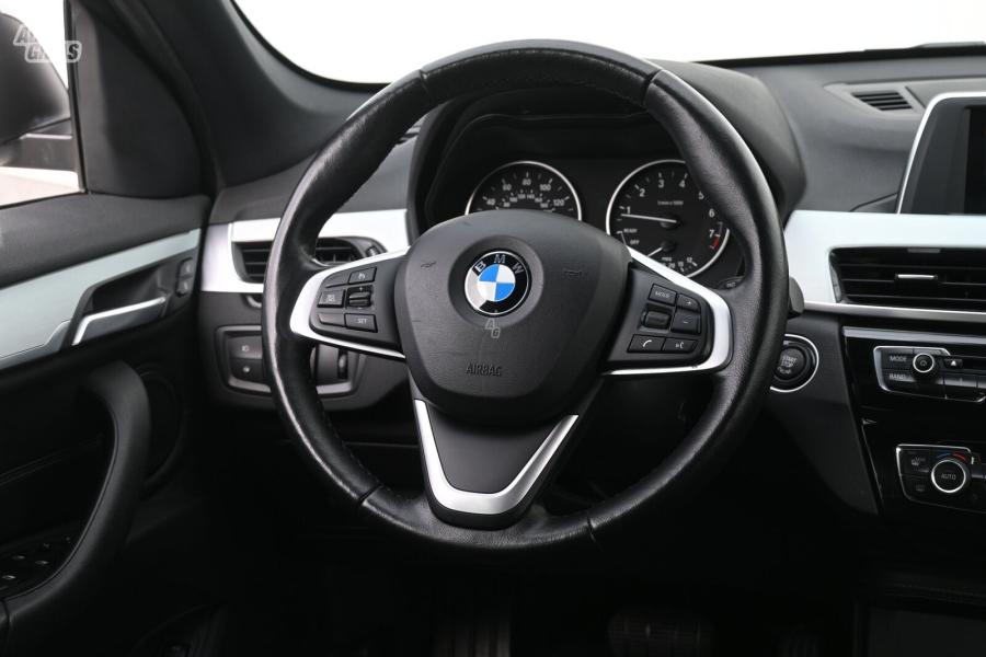 Pelēks BMW X1 2018 Kretinga, ar dzinēja tilpumu 2.00 L un nobraukumu 90 tūkst. km par 16999 €, foto 30 vietnē AUTOMOTO.COM.LV