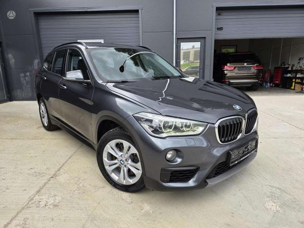 Grey BMW X1 2018 in Utena, with an engine capacity of 2.00 L and mileage of 271 thousand km for 12490 €, photo 2 on AUTOMOTO.COM.LV