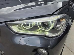 Grey BMW X1 2018 in Utena, with an engine capacity of 2.00 L and mileage of 271 thousand km for 12490 €, photo 24 on AUTOMOTO.COM.LV