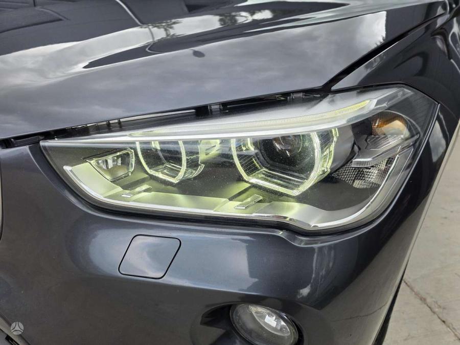 Grey BMW X1 2018 in Utena, with an engine capacity of 2.00 L and mileage of 271 thousand km for 12490 €, photo 24 on AUTOMOTO.COM.LV
