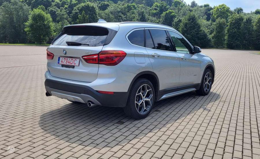 Pelēks BMW X1 2018 Viļņa, ar dzinēja tilpumu 2.00 L un nobraukumu 143 tūkst. km par 14444 €, foto 3 vietnē AUTOMOTO.COM.LV