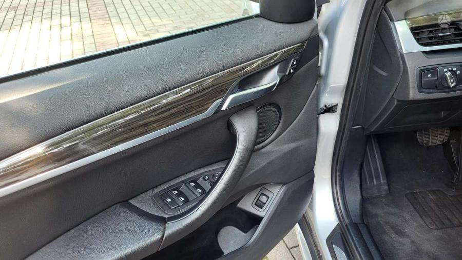 Pelēks BMW X1 2018 Viļņa, ar dzinēja tilpumu 2.00 L un nobraukumu 143 tūkst. km par 14444 €, foto 10 vietnē AUTOMOTO.COM.LV