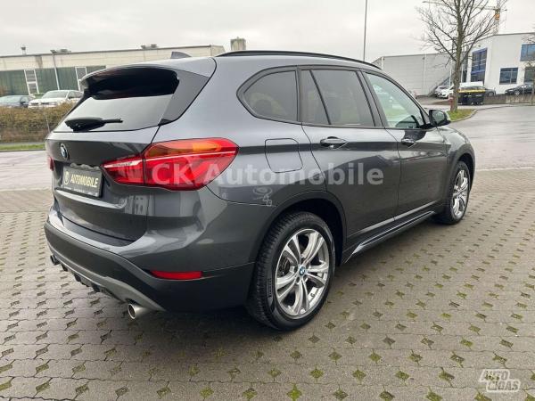 Grey BMW X1 2019 in Kaunas, with an engine capacity of 2.00 L and mileage of 82 thousand km for 25387 €, photo 5 on AUTOMOTO.COM.LV