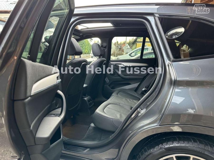 Grey BMW X1 2019 in Kaunas, with an engine capacity of 2.00 L and mileage of 66 thousand km for 29600 €, photo 13 on AUTOMOTO.COM.LV