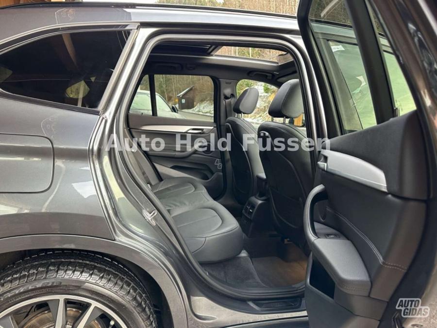Grey BMW X1 2019 in Kaunas, with an engine capacity of 2.00 L and mileage of 66 thousand km for 29600 €, photo 14 on AUTOMOTO.COM.LV