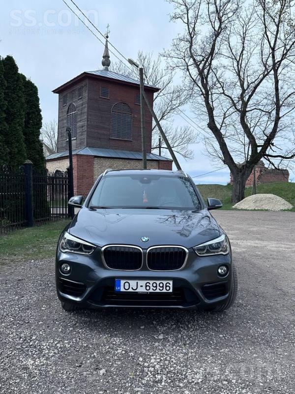 Grey BMW X1 2019 in Ludza, with an engine capacity of 2.00 L and mileage of 146 thousand km for 17300 €, photo 2 on AUTOMOTO.COM.LV