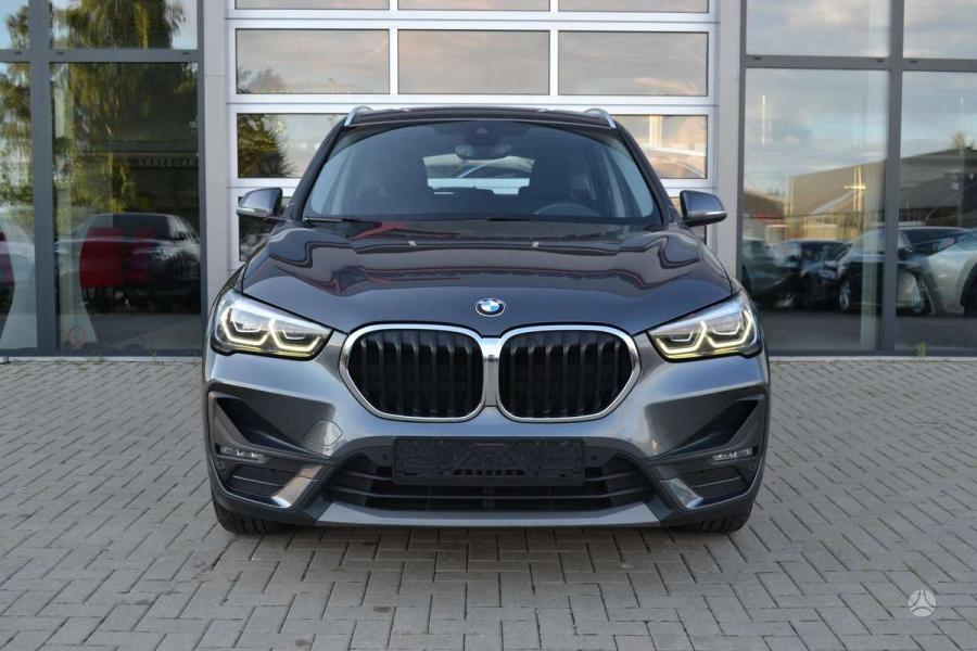 Pelēks BMW X1 2019 Viļņa, ar dzinēja tilpumu 2.00 L un nobraukumu 169 tūkst. km par 17000 €, foto 4 vietnē AUTOMOTO.COM.LV