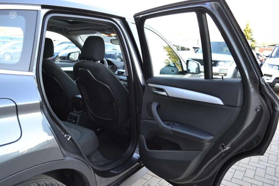 Pelēks BMW X1 2019 Viļņa, ar dzinēja tilpumu 2.00 L un nobraukumu 169 tūkst. km par 17000 €, foto 31 vietnē AUTOMOTO.COM.LV