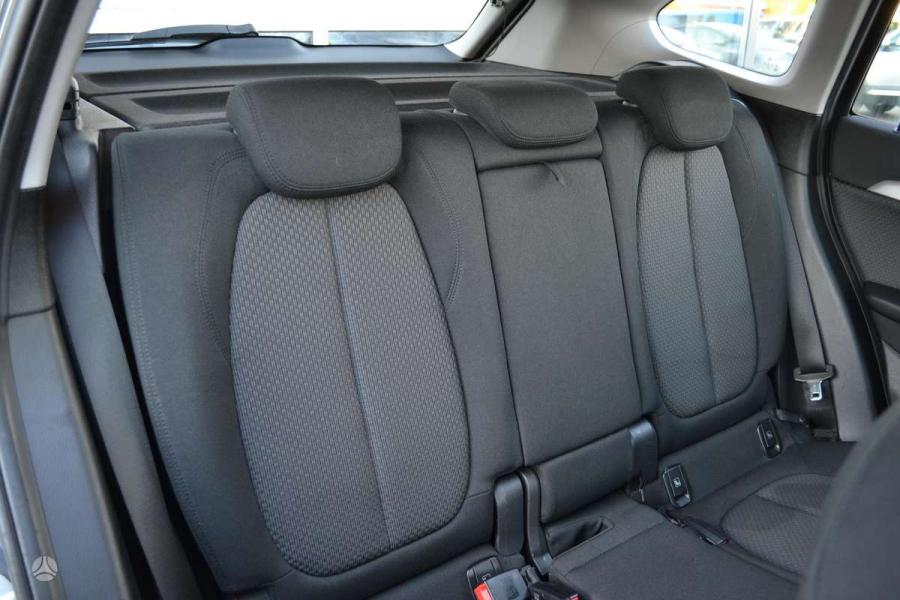 Pelēks BMW X1 2019 Viļņa, ar dzinēja tilpumu 2.00 L un nobraukumu 169 tūkst. km par 17000 €, foto 33 vietnē AUTOMOTO.COM.LV