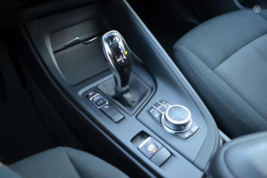 Pelēks BMW X1 2019 Viļņa, ar dzinēja tilpumu 2.00 L un nobraukumu 169 tūkst. km par 17000 €, foto 37 vietnē AUTOMOTO.COM.LV