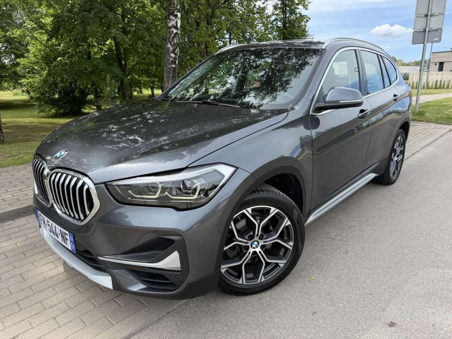 Pelēks BMW X1 2019 Tauragė, ar dzinēja tilpumu 1.50 L un nobraukumu 202 tūkst. km par 14600 €, foto 1 vietnē AUTOMOTO.COM.LV