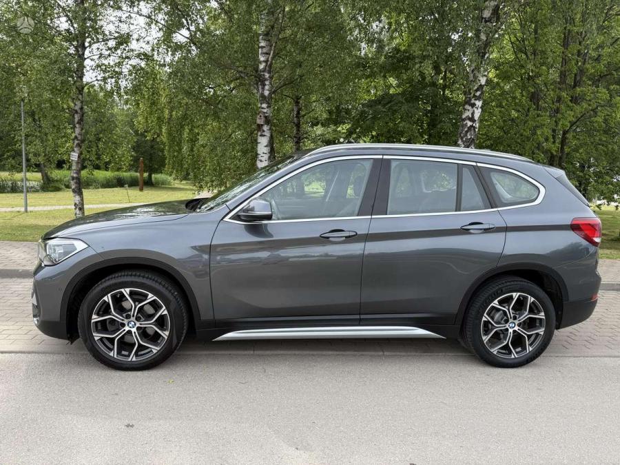 Pelēks BMW X1 2019 Tauragė, ar dzinēja tilpumu 1.50 L un nobraukumu 202 tūkst. km par 14600 €, foto 5 vietnē AUTOMOTO.COM.LV