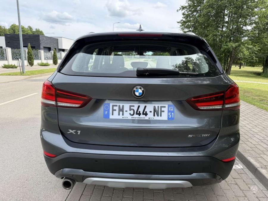 Pelēks BMW X1 2019 Tauragė, ar dzinēja tilpumu 1.50 L un nobraukumu 202 tūkst. km par 14600 €, foto 7 vietnē AUTOMOTO.COM.LV
