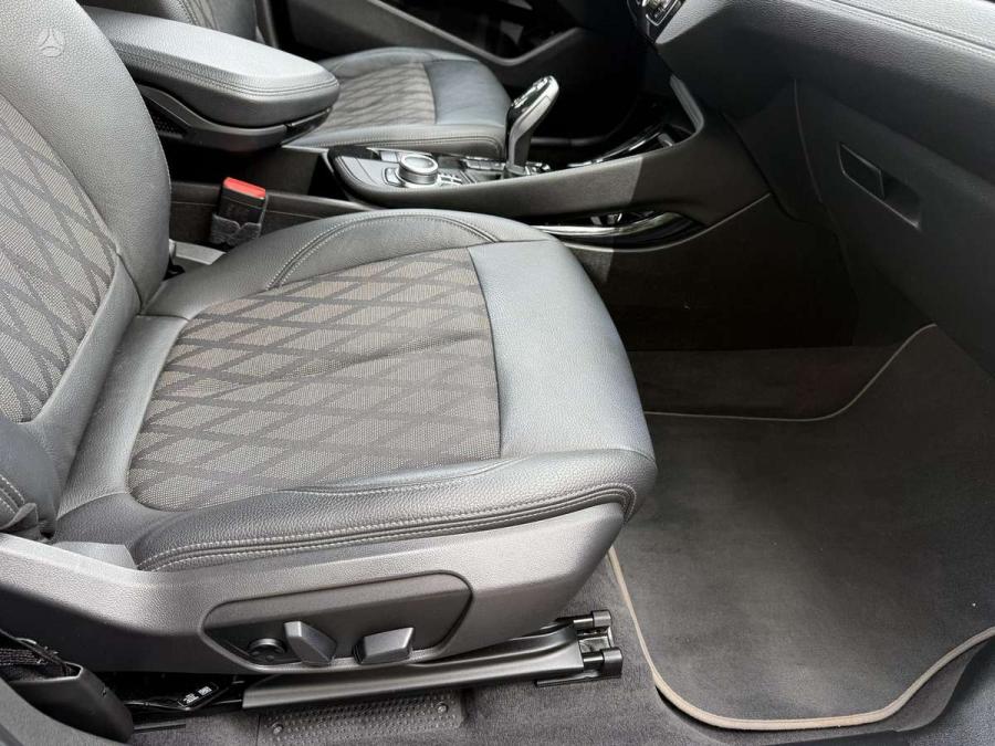 Pelēks BMW X1 2019 Tauragė, ar dzinēja tilpumu 1.50 L un nobraukumu 202 tūkst. km par 14600 €, foto 21 vietnē AUTOMOTO.COM.LV