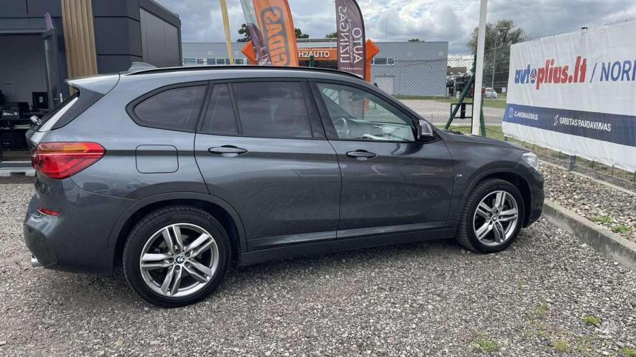 Grey BMW X1 2019 in Marijampole, with an engine capacity of 2.00 L and mileage of 373 thousand km for 12900 €, photo 8 on AUTOMOTO.COM.LV