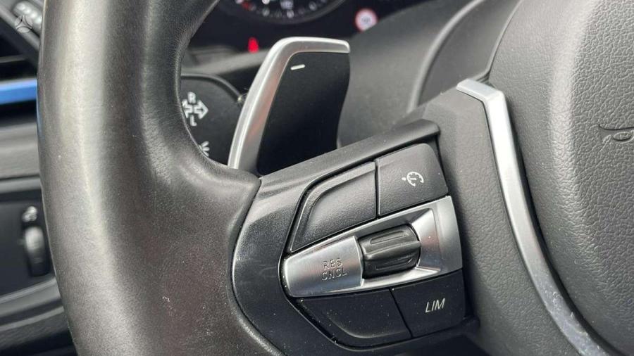Grey BMW X1 2019 in Marijampole, with an engine capacity of 2.00 L and mileage of 373 thousand km for 12900 €, photo 24 on AUTOMOTO.COM.LV