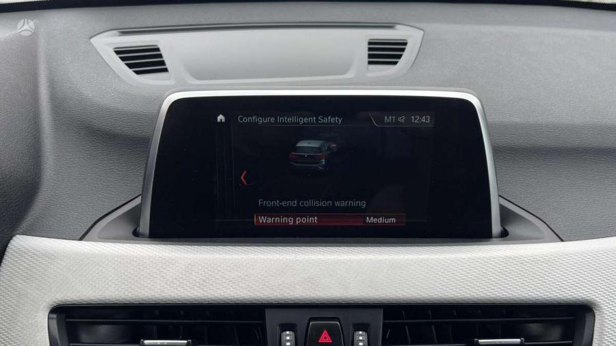 Grey BMW X1 2019 in Marijampole, with an engine capacity of 2.00 L and mileage of 373 thousand km for 12900 €, photo 29 on AUTOMOTO.COM.LV