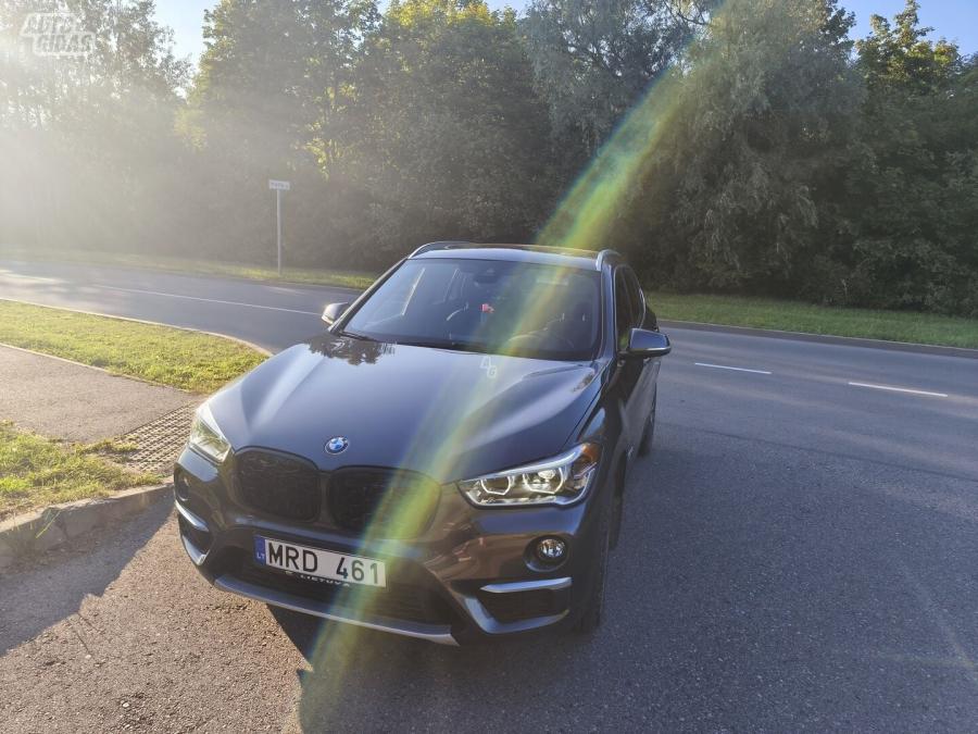 Grey BMW X1 2019 in Marijampole, with an engine capacity of 2.00 L and mileage of 71 thousand km for 15500 €, photo 3 on AUTOMOTO.COM.LV
