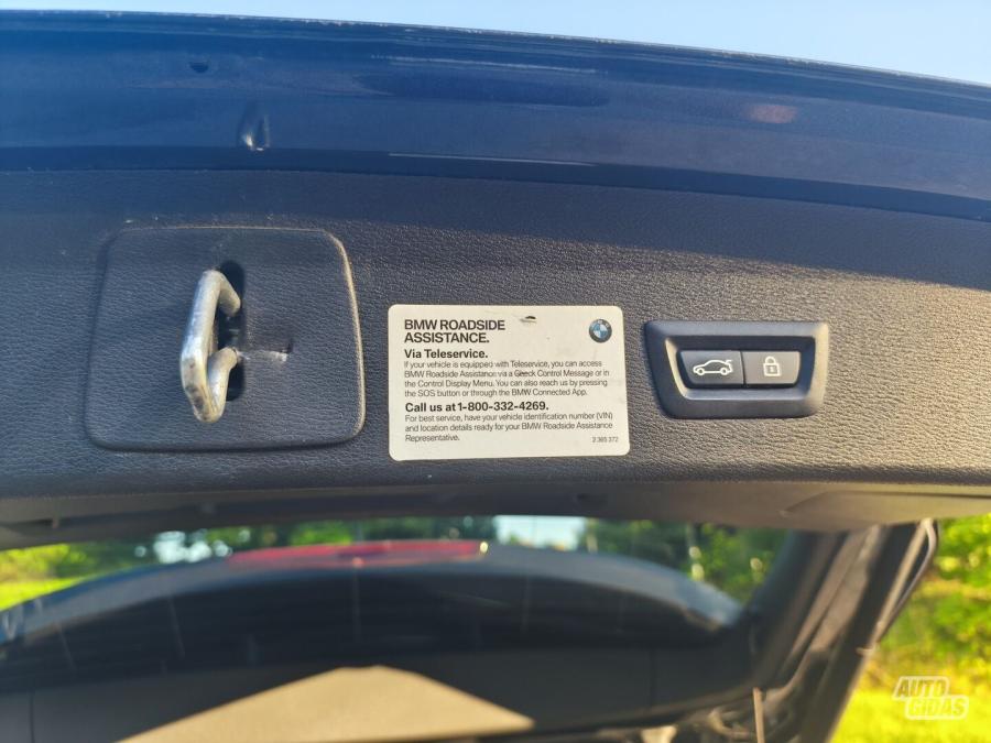 Grey BMW X1 2019 in Marijampole, with an engine capacity of 2.00 L and mileage of 71 thousand km for 15500 €, photo 17 on AUTOMOTO.COM.LV