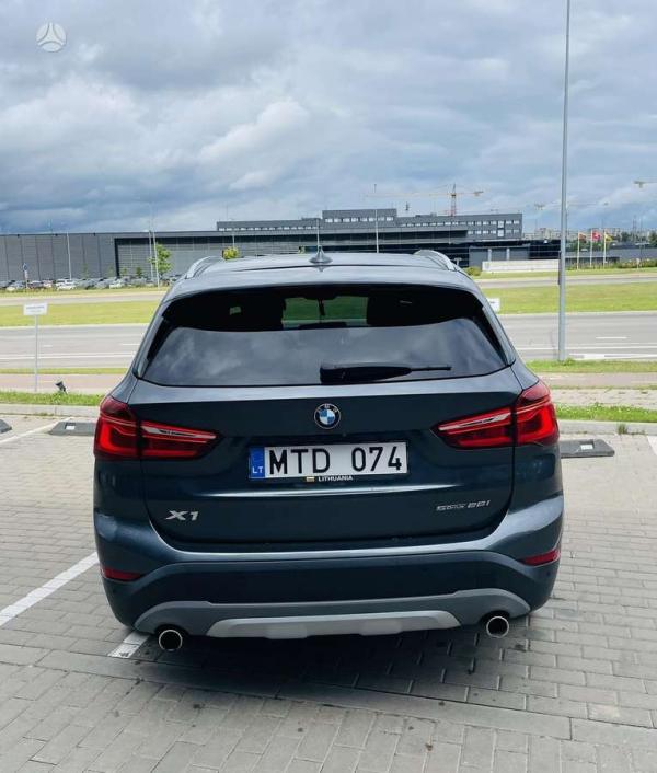 БМВ Х1 2019 в Вильнюс на AUTOMOTO.COM.LV Серый БМВ Х1 2019 в Вильнюс, объемом двигателя 2.00 л и пробегом 90 тыс. км за 15500 €, фото 7 на AUTOMOTO.COM.LV